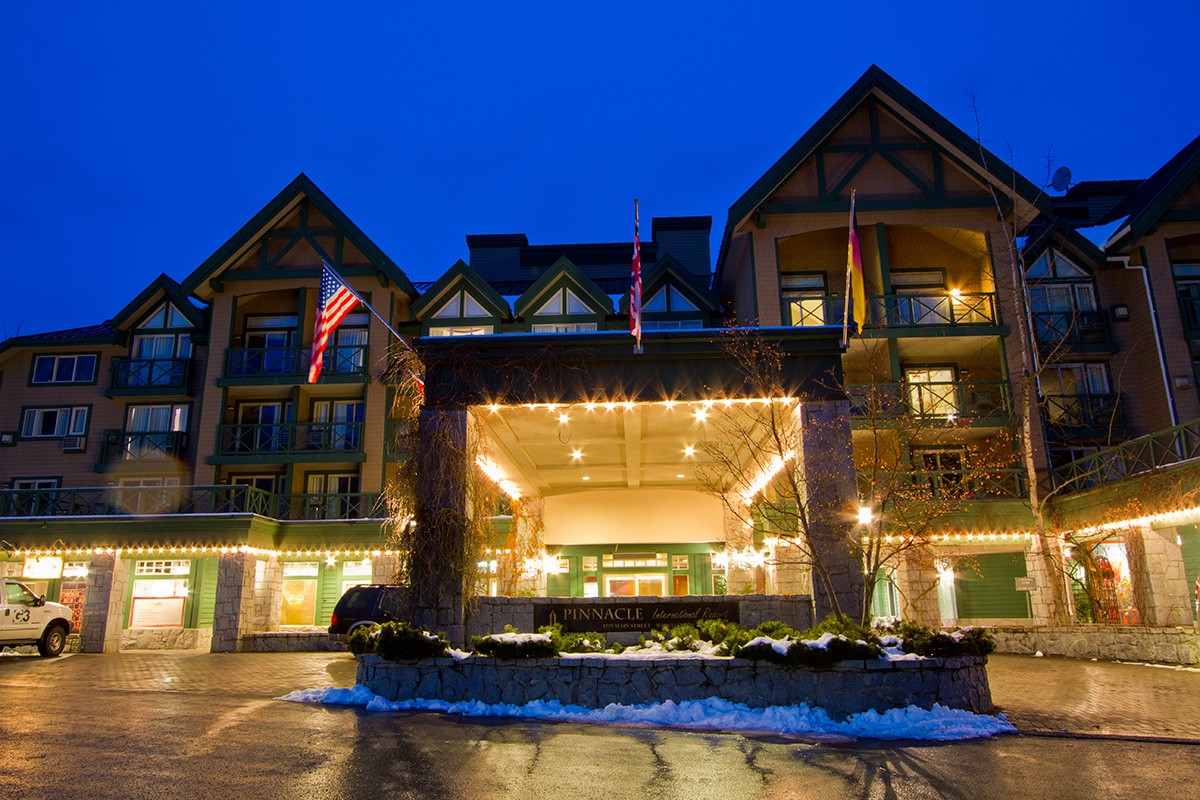 Pinnacle International Hotel | Ski Safari